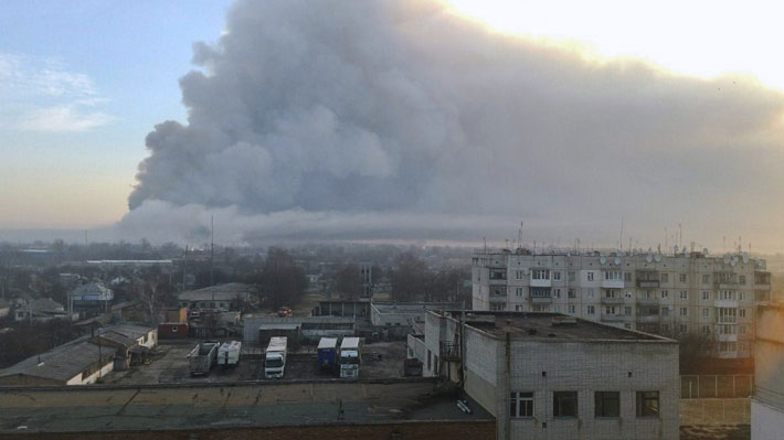 Evacuan A Habitantes De Ciudad Ucraniana Por Explosión En Un Depósito