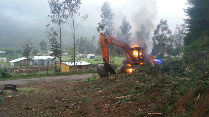 Forestal Mininco acusa ataque incendiario contra maquinaria en el Biobío