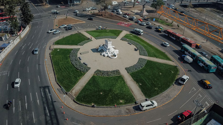Eliminar o no la rotonda de Plaza Baquedano: ¿Qué dicen los urbanistas ...