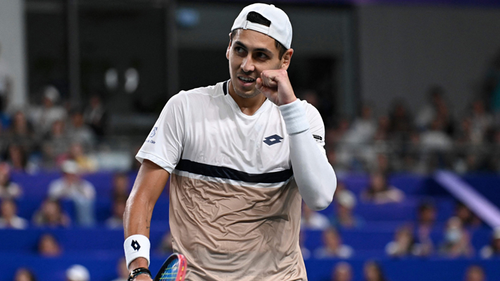 Alejandro Tabilo le pasa por encima a Marcos Giron y ahora va con el 13 del mundo en el Masters ...